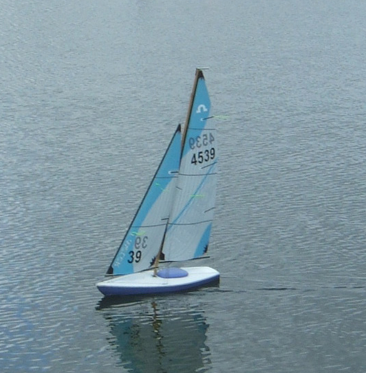 The South Daytona Model Yacht Club conducts its regattas according to ...